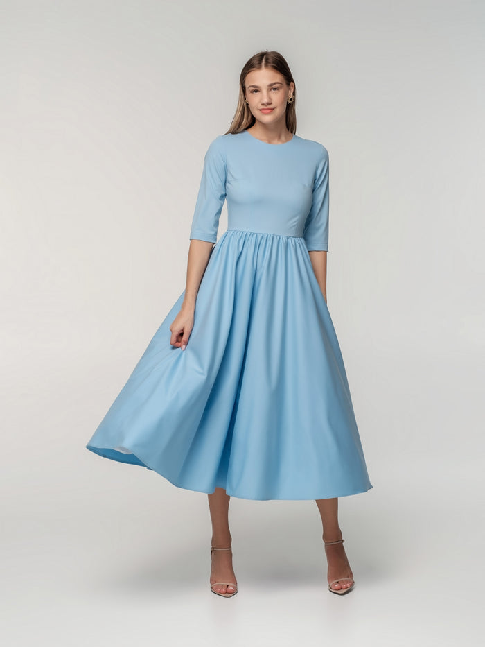 Classic dress with a full underskirt – Black Swan